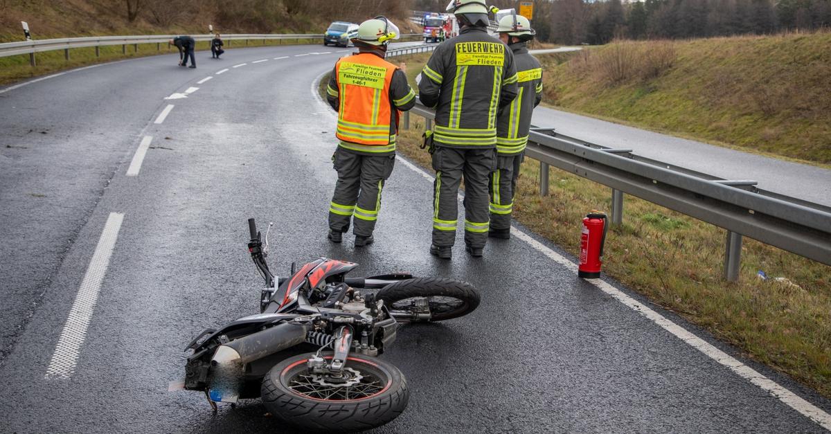 Flieden: 16-Jähriger verunglückt tödlich mit Motorrad